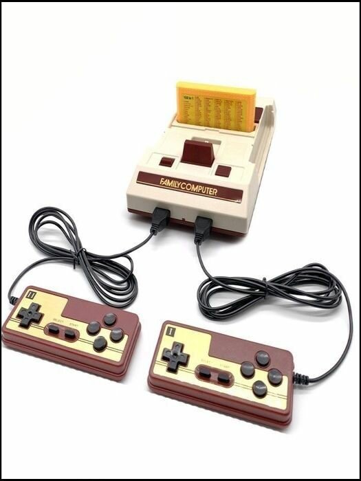 Коллекция из 132 игр в эксклюзивной консоли 8 Bit Classic