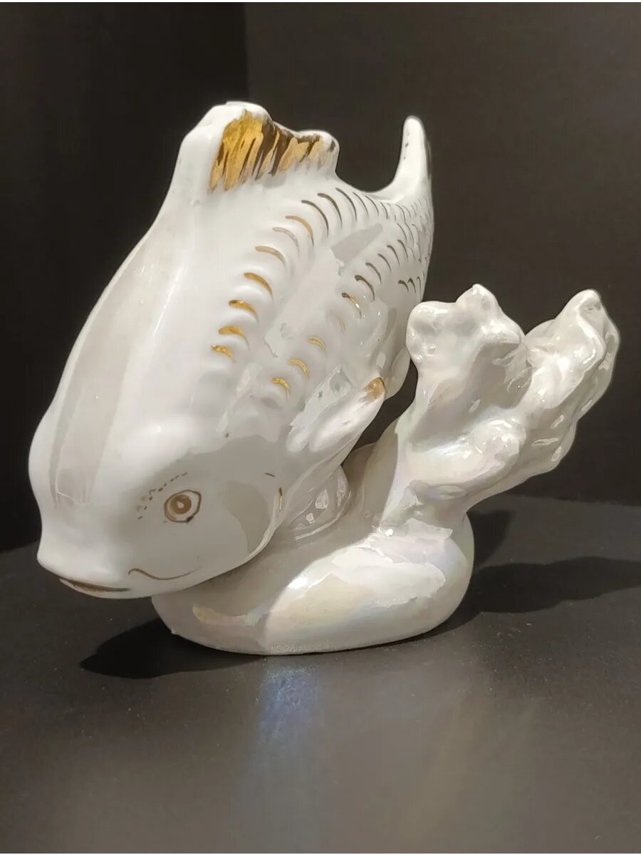 Статуэтка Рыба-карп Дулёво СССР 60е