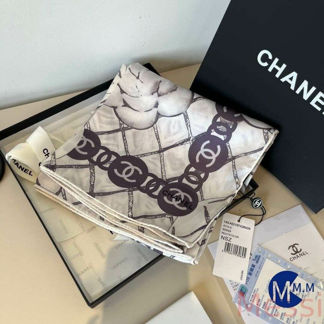 Комплект с шарфом Chanel для женщин,90х90 см, белый — фото 1