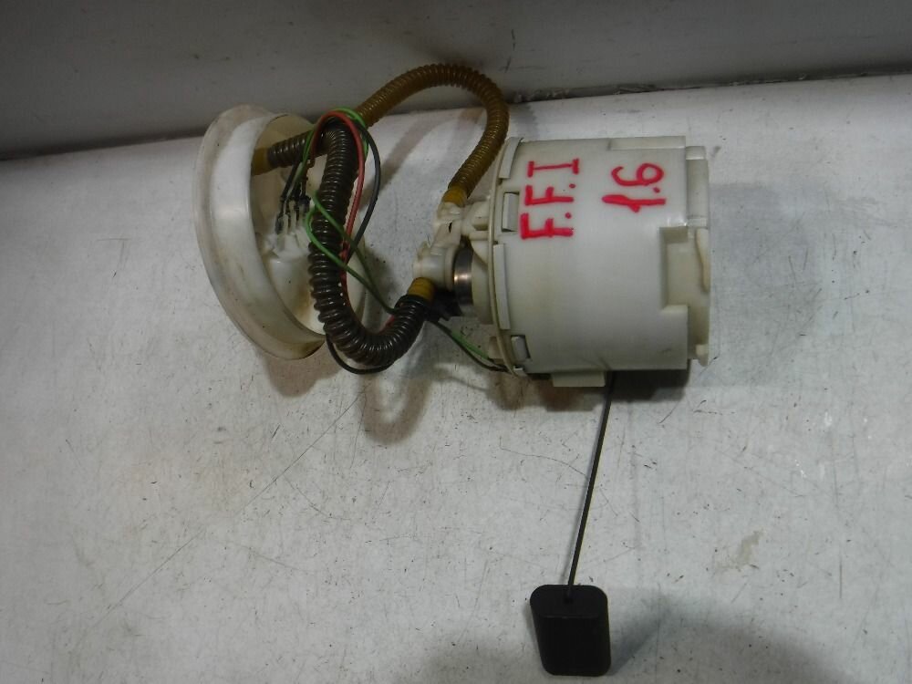 Насос топливный Ford Focus I