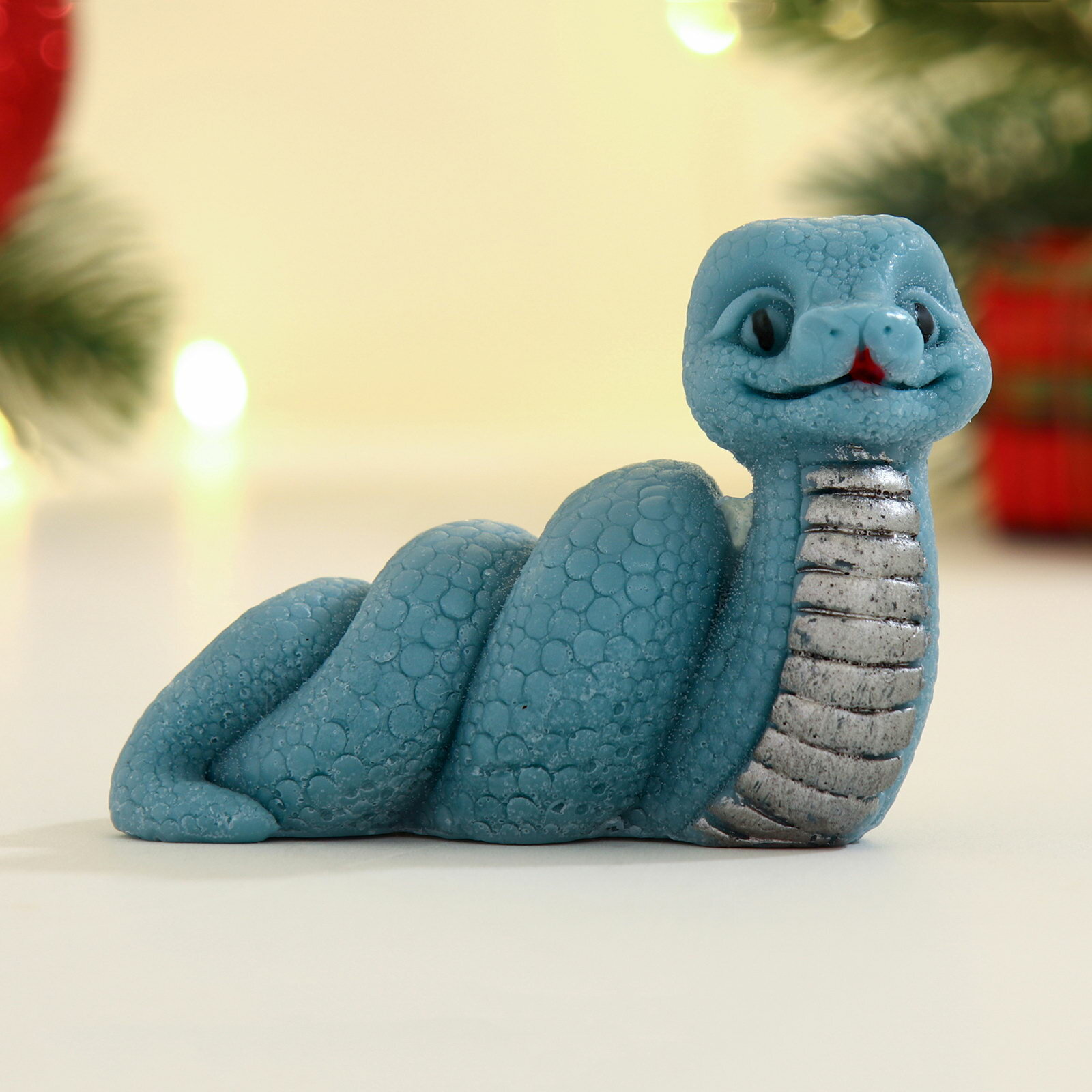 Фигурное мыло "Змейка Льдинка" синее, 50 г, вид мыла: ручной работы