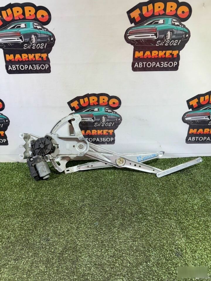 Стеклоподъемник двери передний правый Opel Meriva