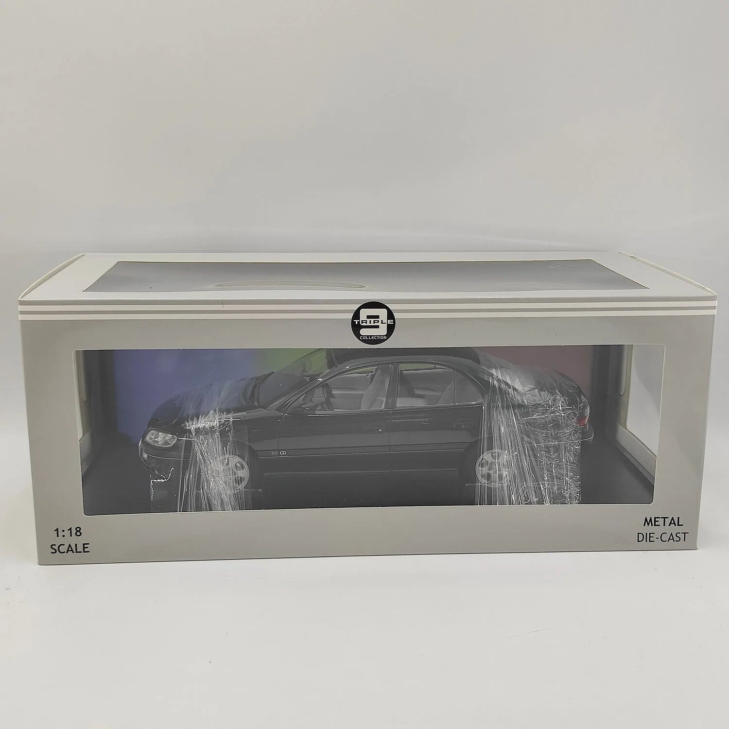 Дефекты, литой под давлением TRIPLE9, масштаб 1:18, 1996, Opel Omega B, темно-зеленая модель автомобиля из сплава, Коллекционная игрушка, подарок, сувенир, украшение для дисплея