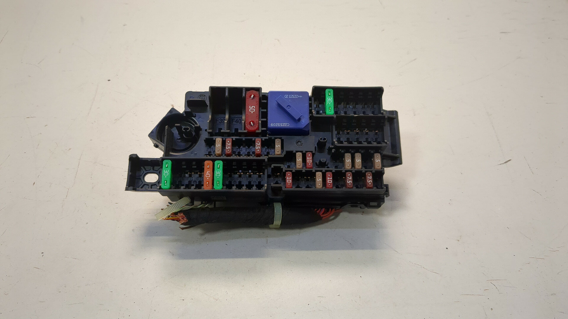 Блок предохранителей BMW X1 U11, U12 Б/У