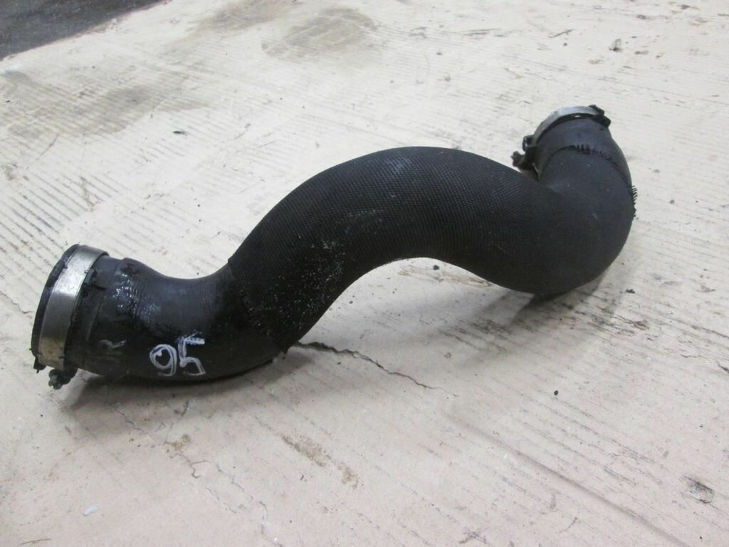 Патрубок охлаждения Audi A6 (C6, 4F) 2005-2011 4F0145738N - Б/У