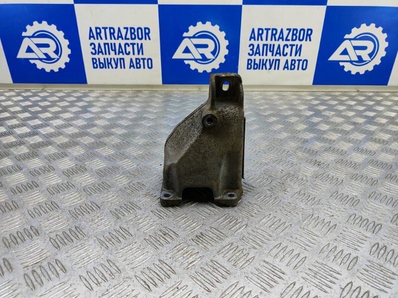 Б/У Кронштейн двигателя Suzuki Grand Vitara / Сузуки Гранд Витара 2.0 J20A 140 Л.С 2005