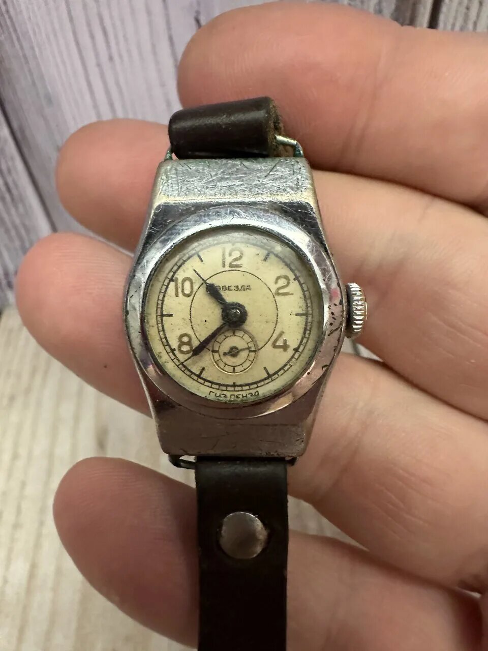 Часы Звезда Механика женские Винтажные ссср 60 годы В ремонт