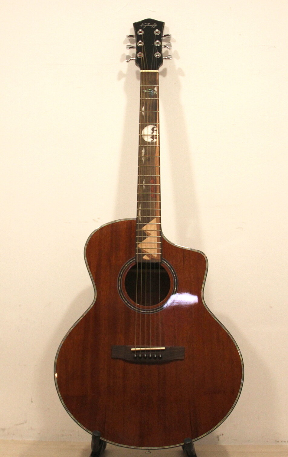 Акустическая гитара V-Glorify