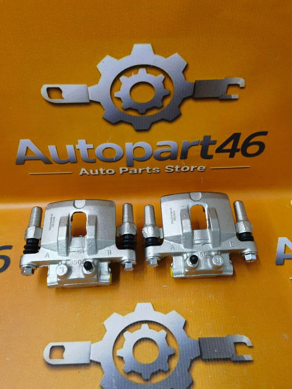 Суппорта задние со скобой правый и левый Лансер 10 Mitsubishi Lancer X, Mitsubishi ASX комплект