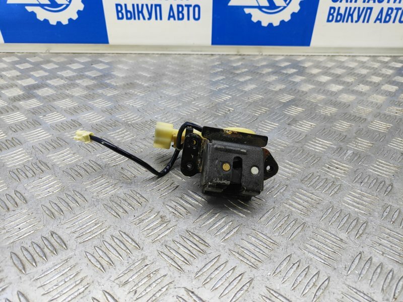 Б/У Замок багажника Mazda Mpv LW / Мазда Мпв LW 2.5 GY 170 Л.С 2001