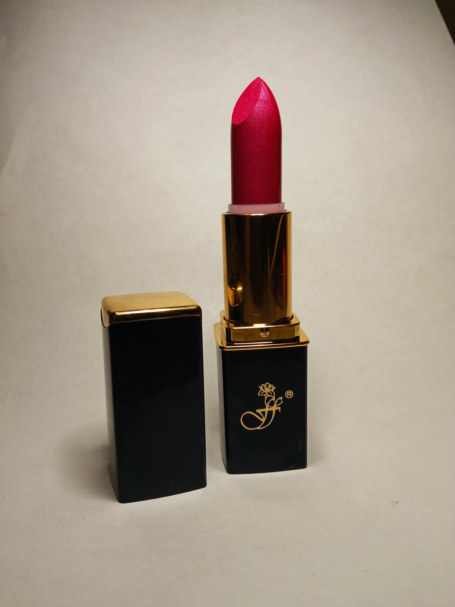 " FFLEUR" Губная помада "Фруктовый соблазн" L24 №Т07 ТОН 07