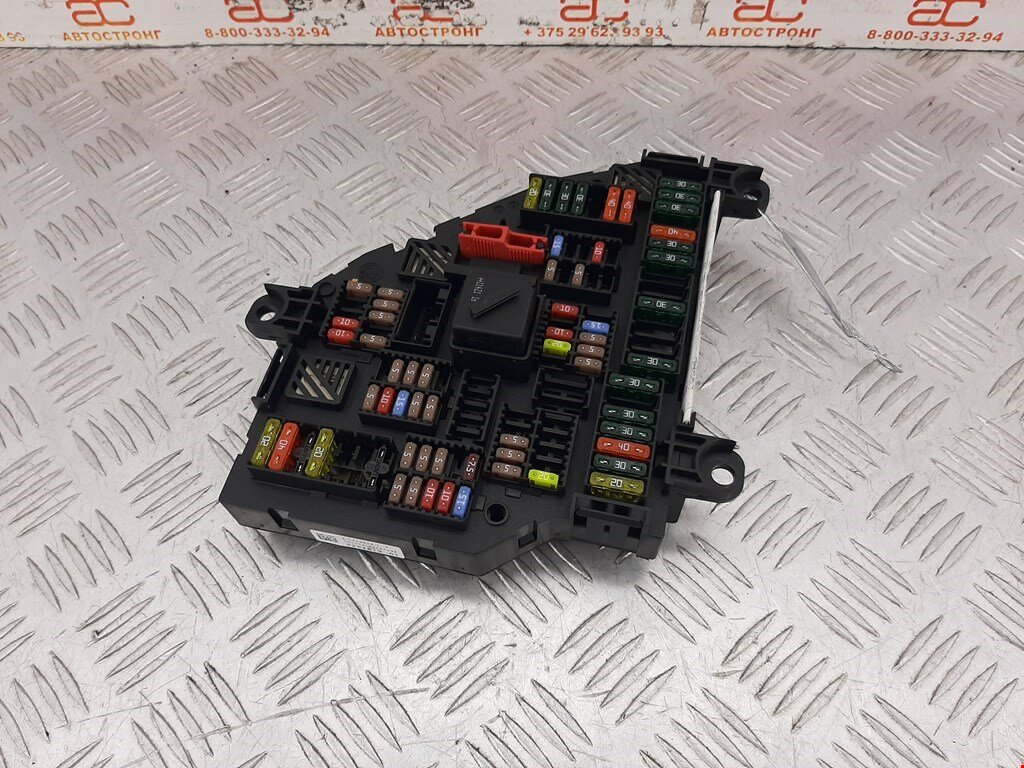 Блок предохранителей BMW 5-Series (F07/F10/F11/F18) 61149252813 арт. 653292