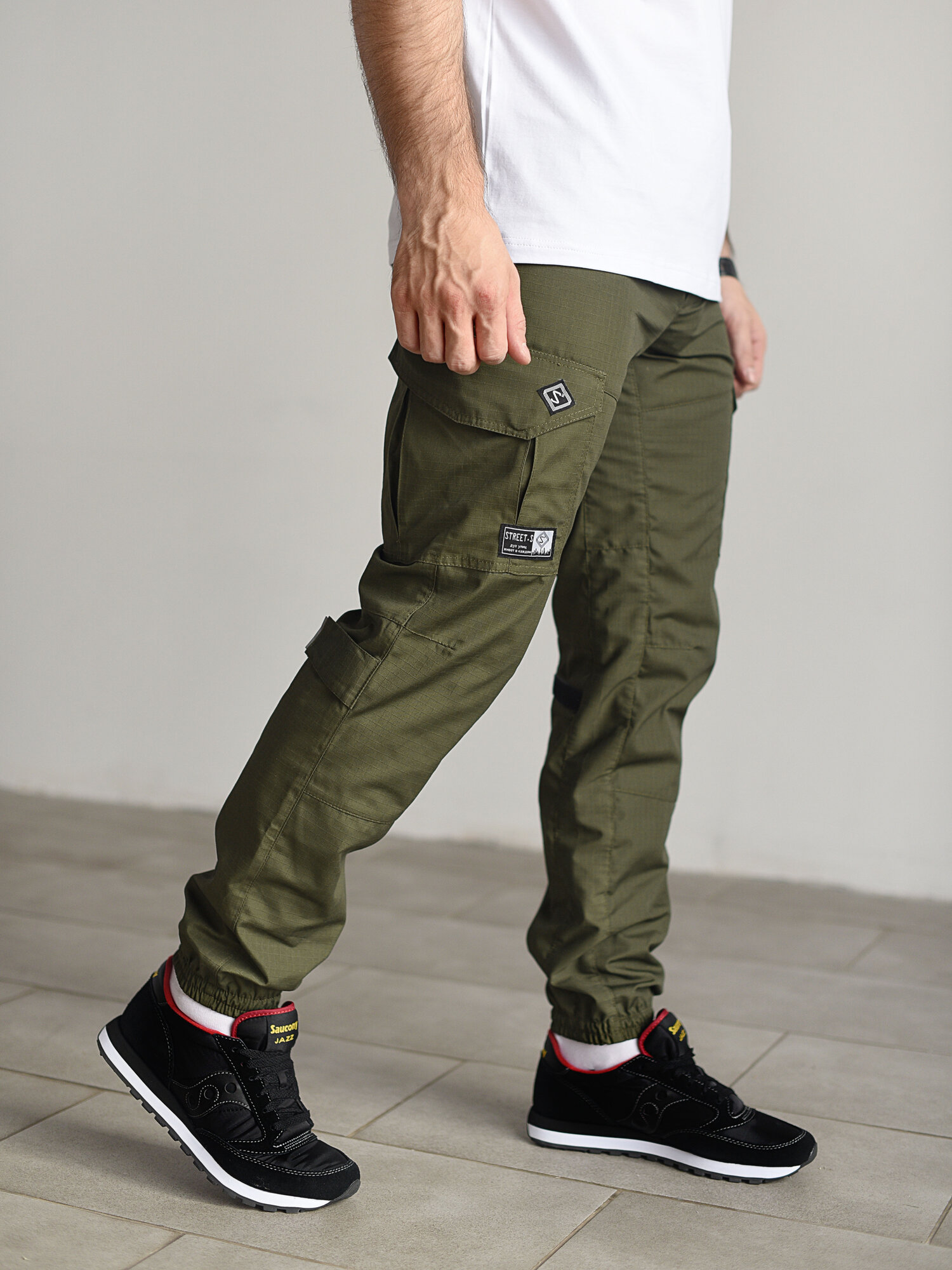 Брюки джоггеры