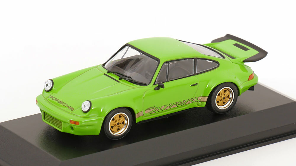 Модель коллекционная MAXICHAMPS Porsche 911 carrera rs 3.0 1974 light green