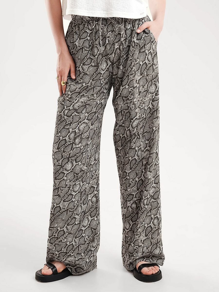 Брюки классические