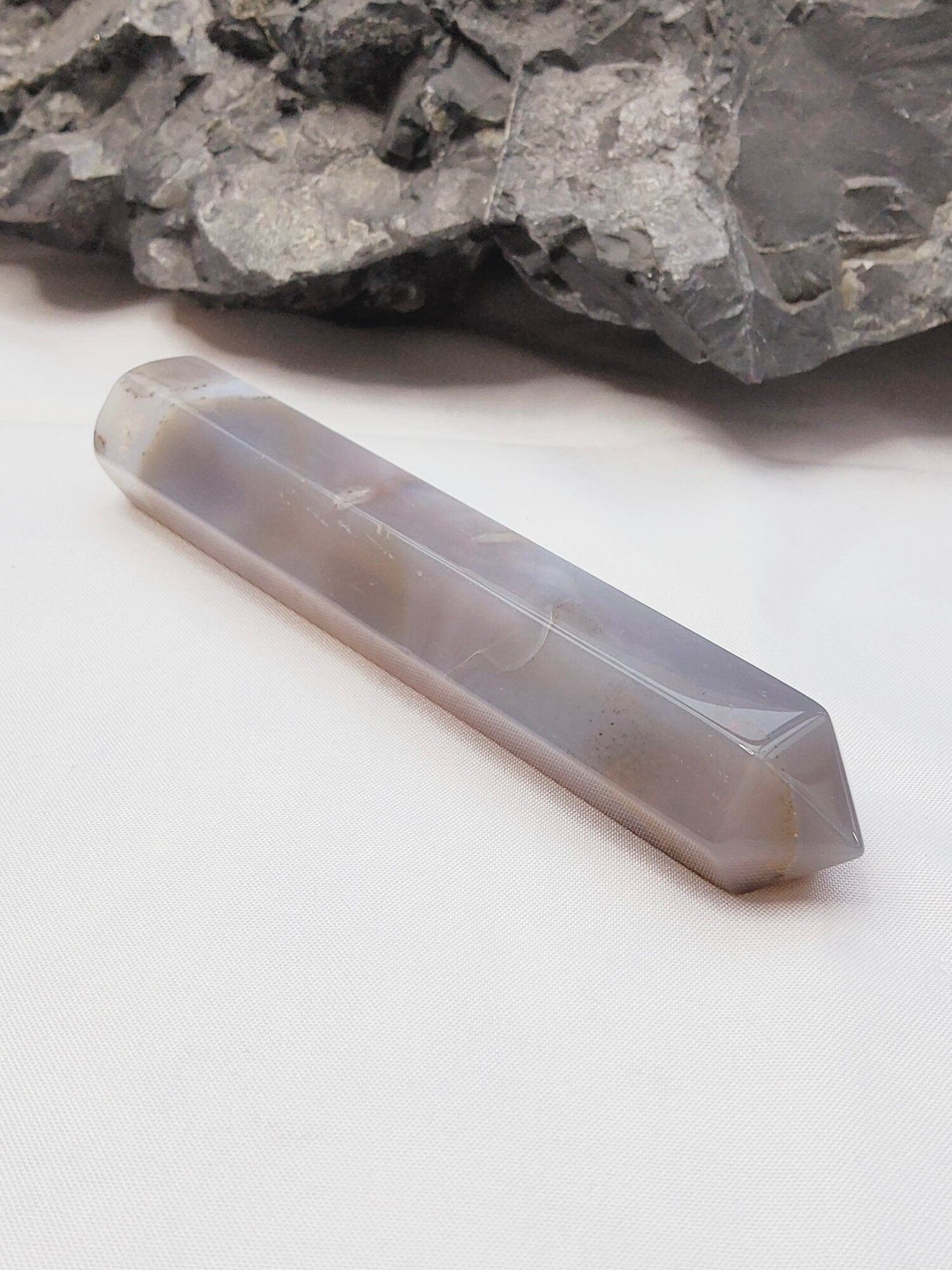 Палочка массажная натуральный камень Агат серый длина 11,5 см