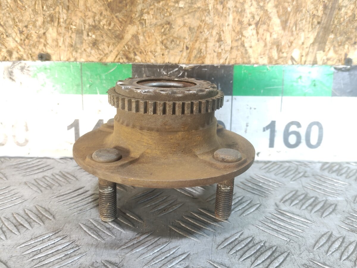 Ступица задняя HYUNDAI Elantra 2000-2010 527102D315
