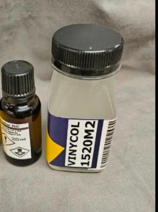 Клей для ремонта ПВХ лодок, набор Bostik vinycol 1520 m2- 100мл и отвердитель 10мл, холодный метод. особопрочная склейка