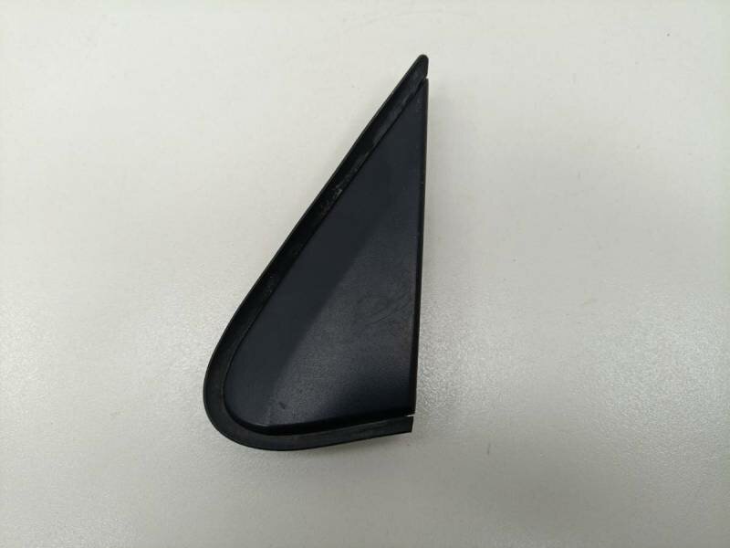 Накладка переднего крыла левого Toyota Land Cruiser J200 2007-2015 кат.номер: 6011860020