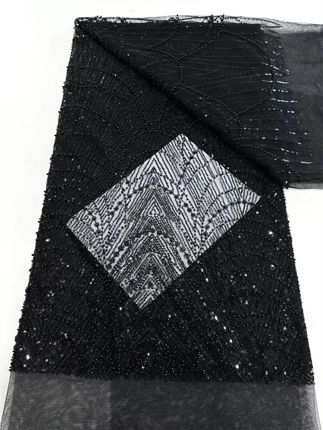 Черное кружево с пайетками, 2.5 ярда
