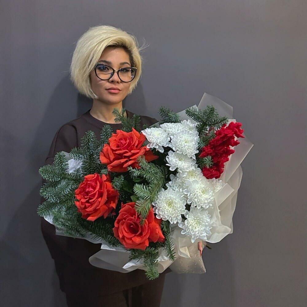 Букет из французских роз и нобилиса. «МонаЛи» - доставка цветов по городу Лобня