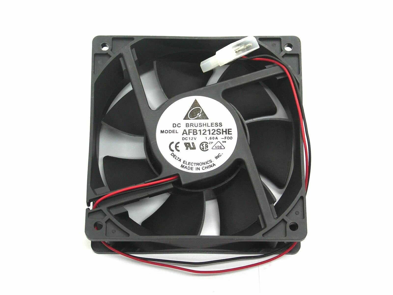 Вентилятор Delta Electronics AFB1212SHE 120x38 12v 3pin