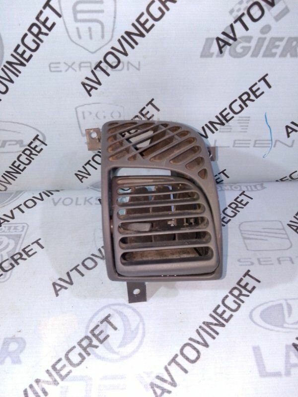 Дефлектор воздуховод правый Kia Spectra Б/У с пробегом