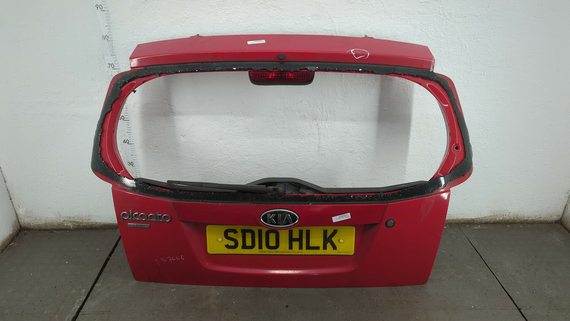 Крышка (дверь) багажника КИА Picanto Б/У