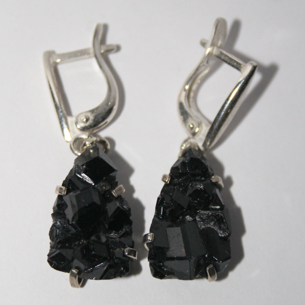 Серьги с подвесками True Stones, гранат