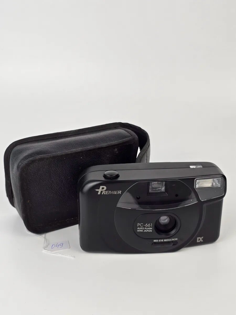 Винтажный фотоаппарат СССР "Premier PC661"