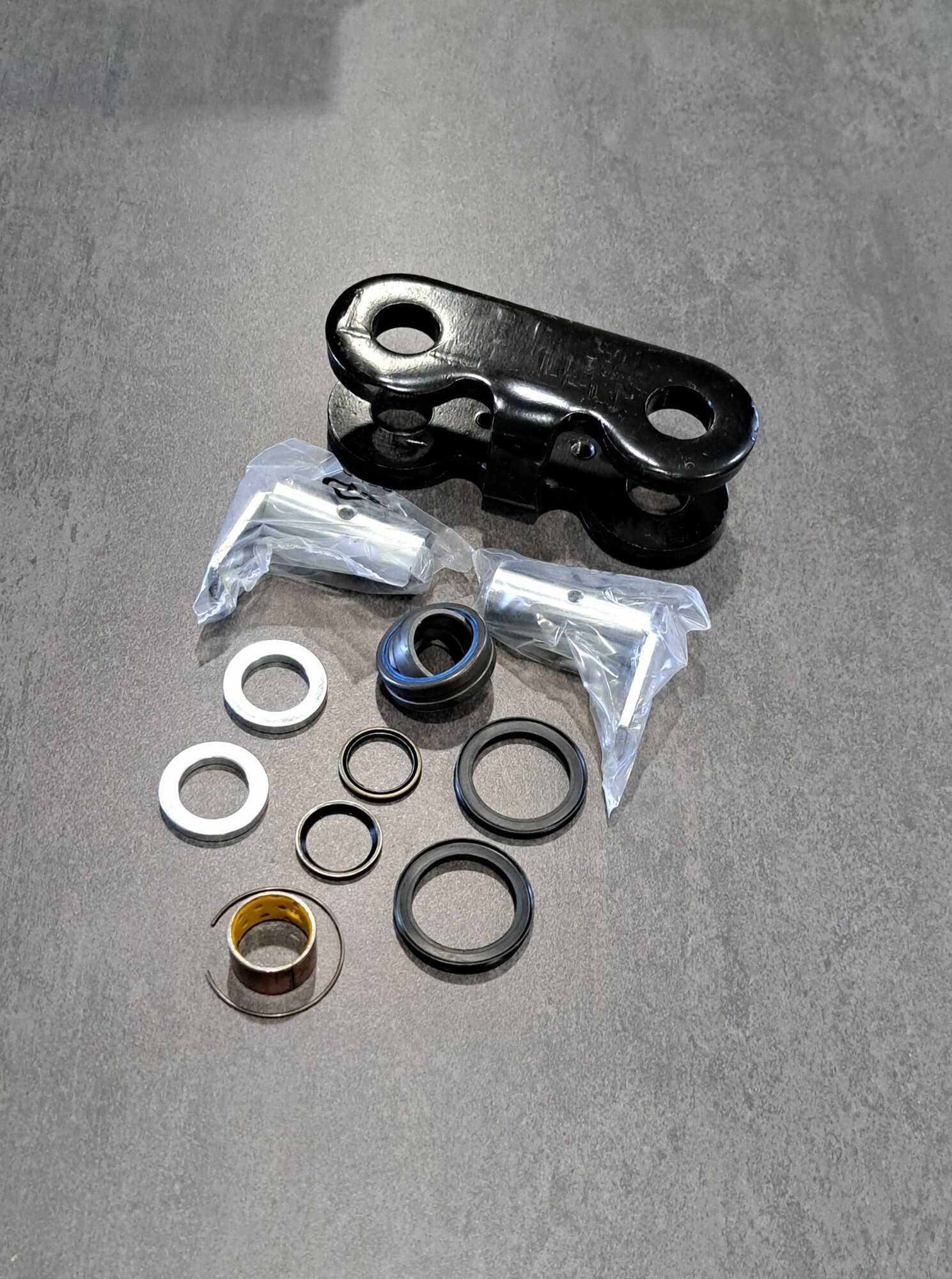 Ремкомплект задней балки погрузчика Mitsubishi 1.5T FD/FG15N (60mm/ 17mm-17mm)