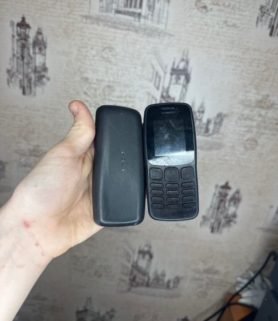 Nokia 106