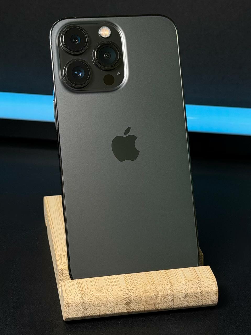 Смартфон Apple iPhone 13 Pro, 128 ГБ, nano-SIM + eSIM, черный