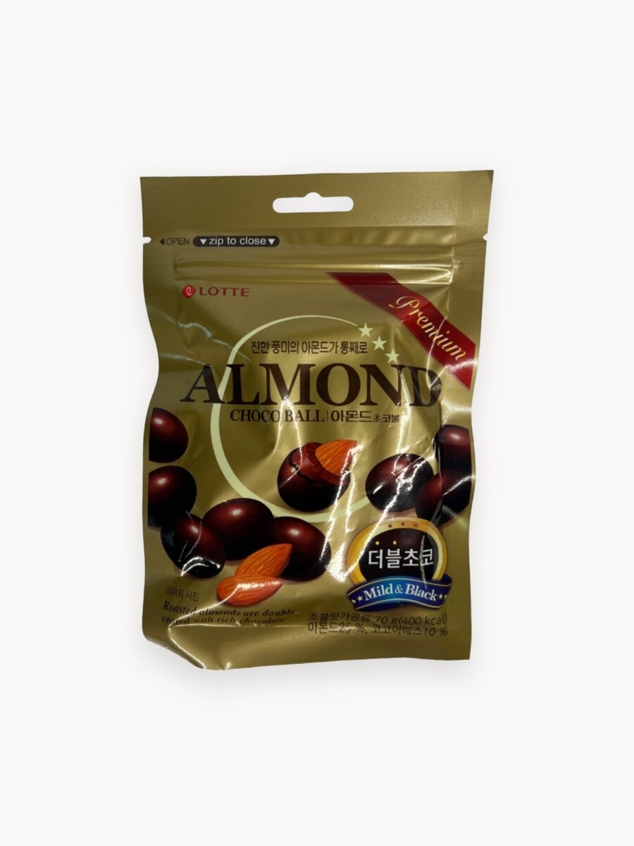 Миндаль в шоколаде Lotte Almond choco balls 70 г