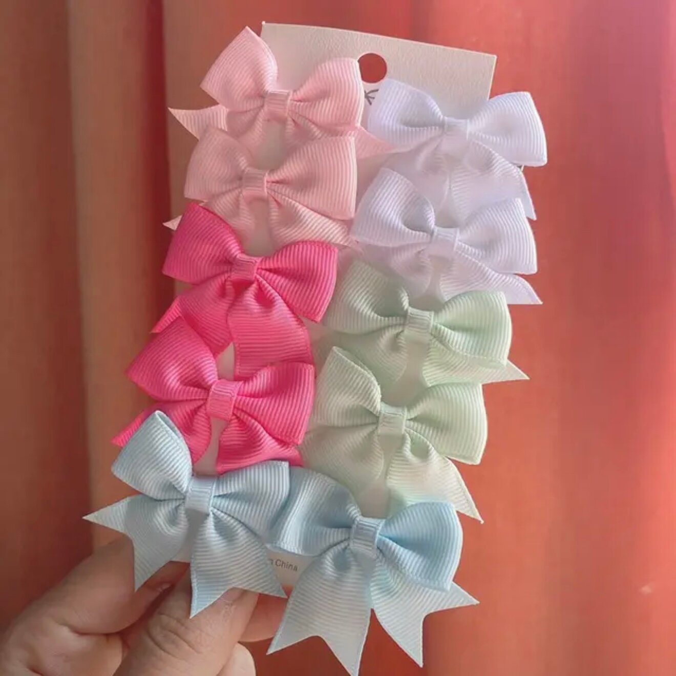 Набор разноцветных заколок-зажимов "Бантики" для девочек 10 шт.