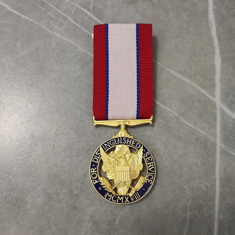 Медаль «За выдающиеся заслуги» армии США No box