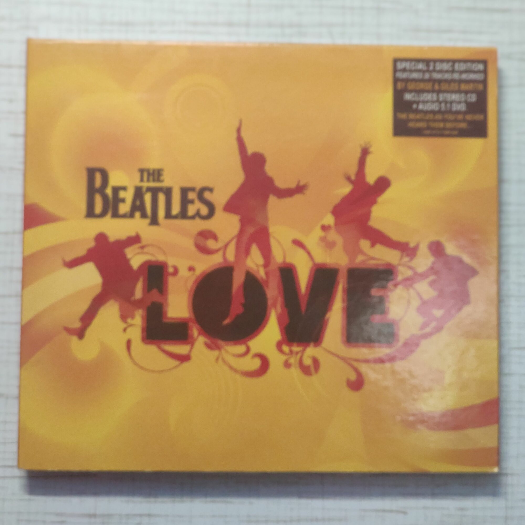 Beatles - Love (1CD 1DVD, Россия 2006, NM/NM)