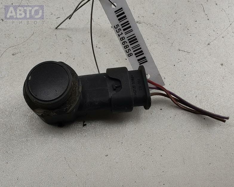 Датчик парковки (парктроник) передний Volkswagen Passat B6