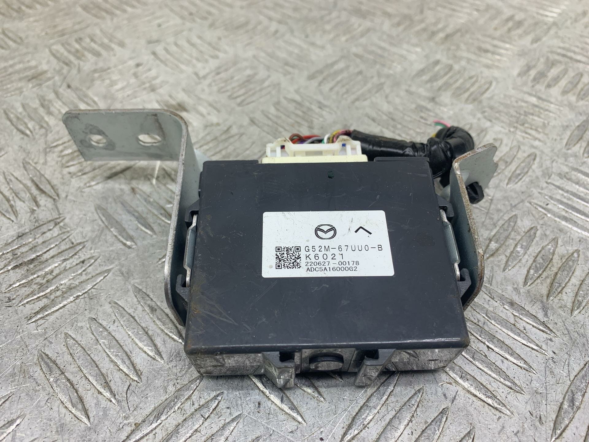 Блок управления парктрониками Mazda 6 3 (2012 - 2015) G52M-67UU0-B