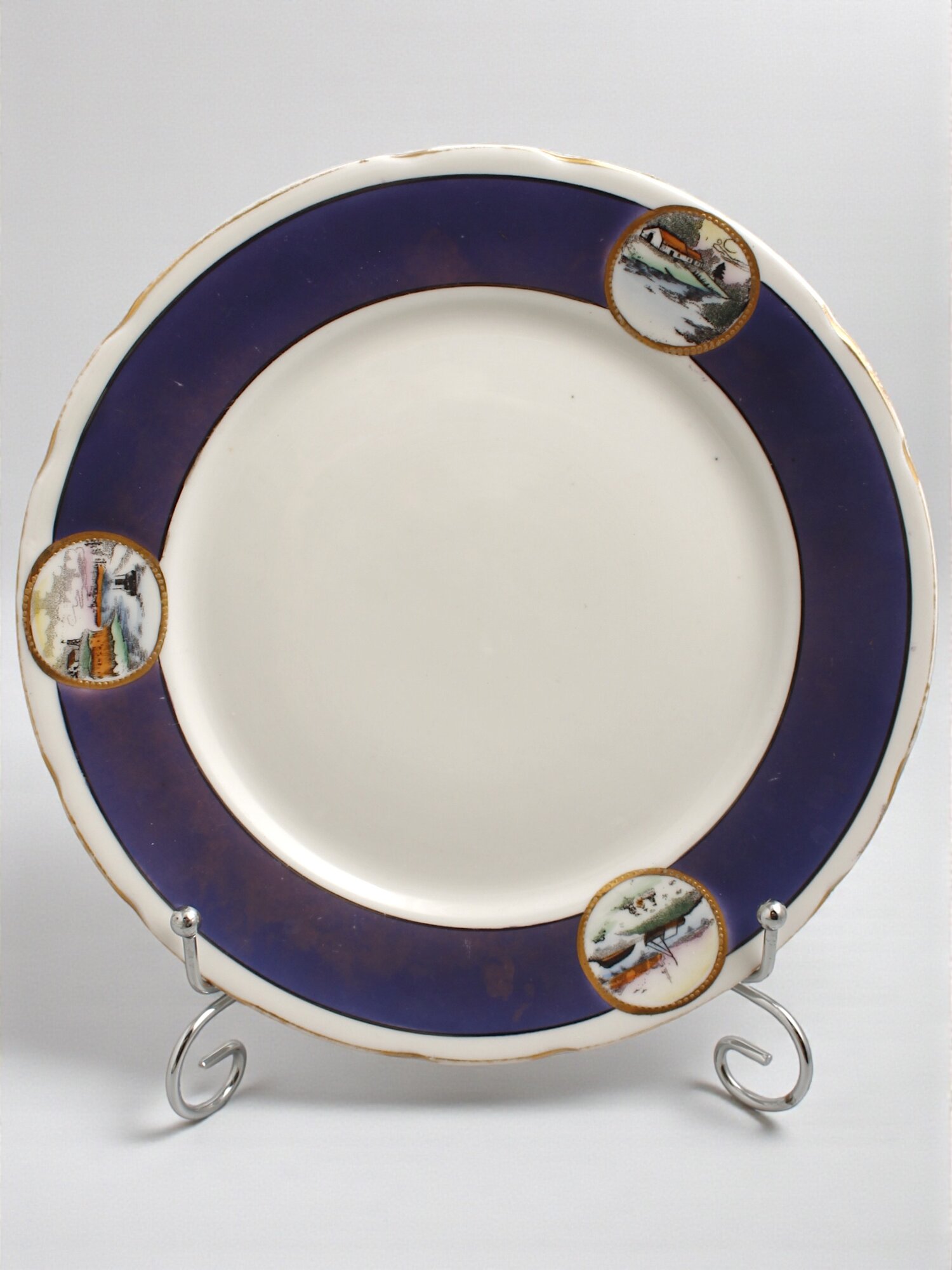 Антикварная закусочная тарелка (D 24 см), фарфор, ЛФЗ, 1960-е г.