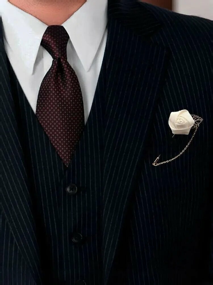 Бутоньерка для жениха, бутоньерка для свидетелей и гостей