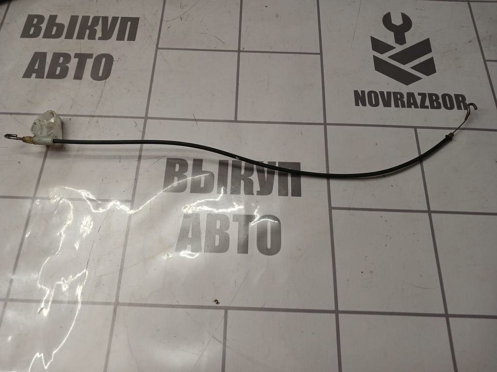 Трос открывания передней двери Audi 80 90 B3 86-91