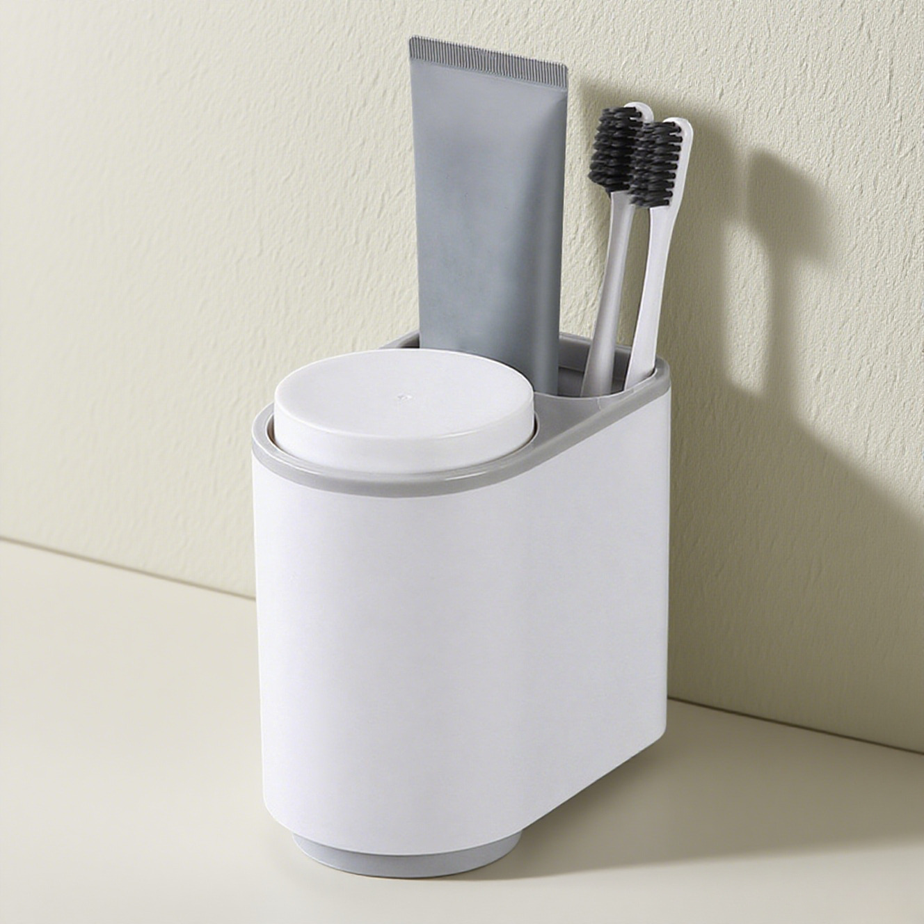 Стойка для зубных щеток Магнитное крепление для зубных щеток Настенная стойка с стаканом Органайзер для зубных щеток и пасты для ванной комнаты Цвет: Синий, Розовый, Серый Материал: ABS, PP Установка: Клейкая наклейка Размер товара: