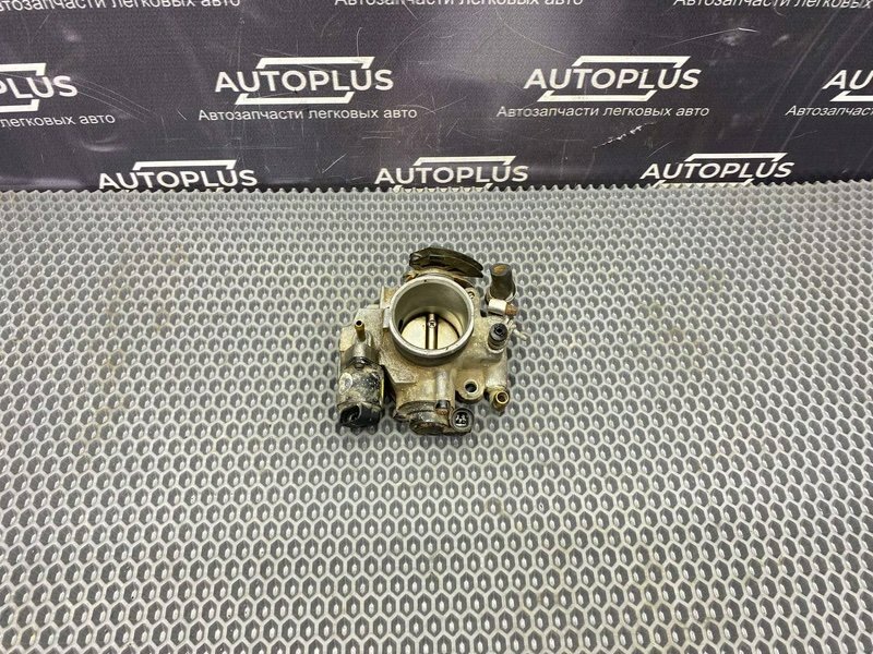 Дроссельная заслонка