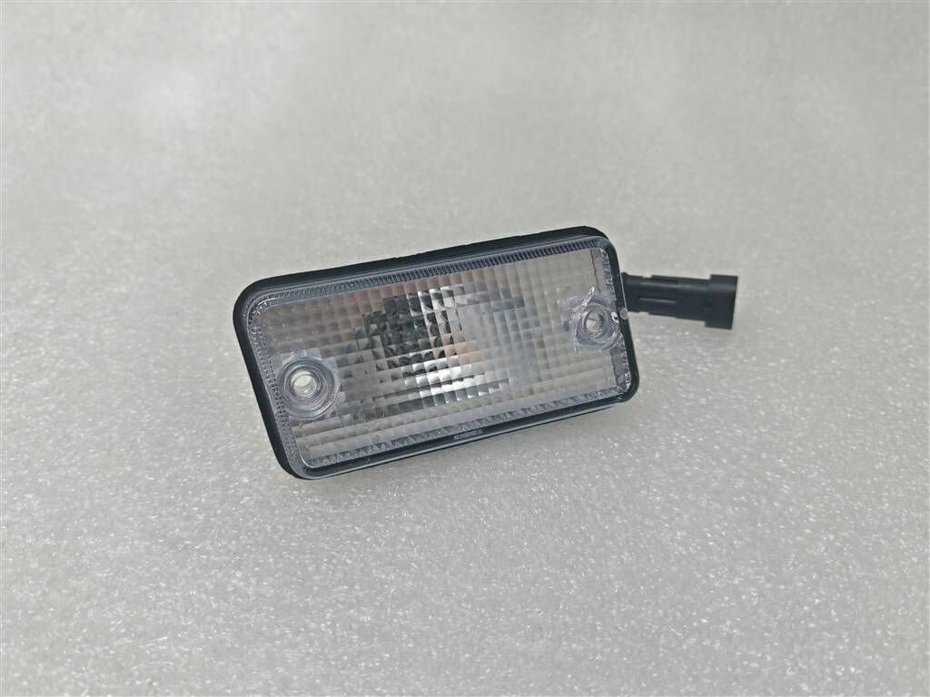 Фонарь габаритный