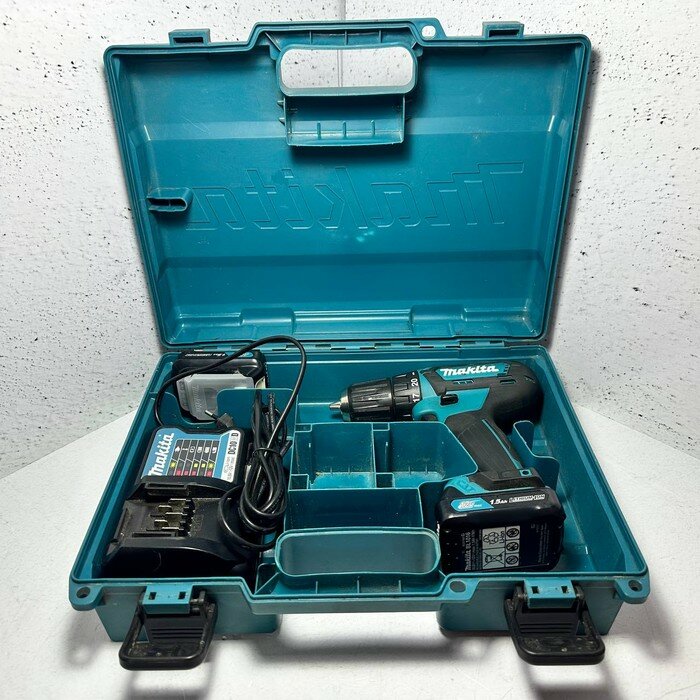 Шуруповерт Makita DF333D
