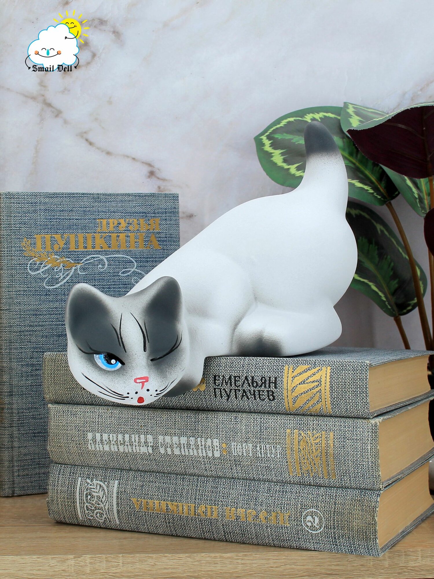 Статуэтка фигурка свисающая Кот Шалун , 20 см , керамика , цвет белый с чёрным подпалом