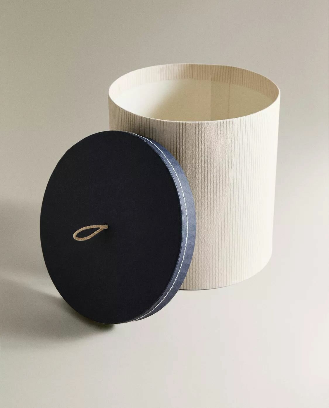 Детская коробка для хранения ZARA HOME 7620/447/746 - из плотного картона, 17 x 16 x 16 см, цвет бежевый
