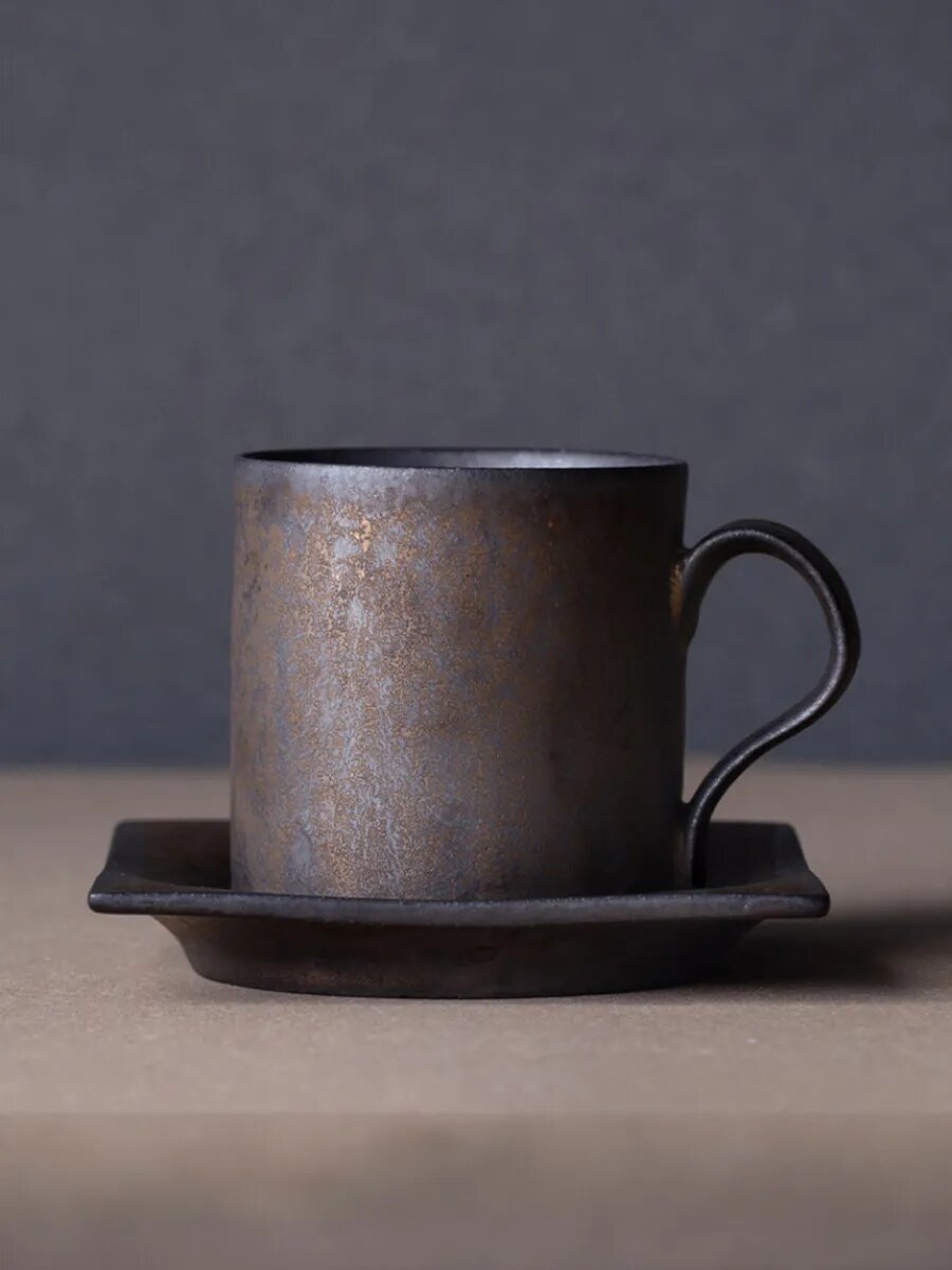 Кружка керамическая в стиле лофт 110 мл Китобой коричневая высота 6.4