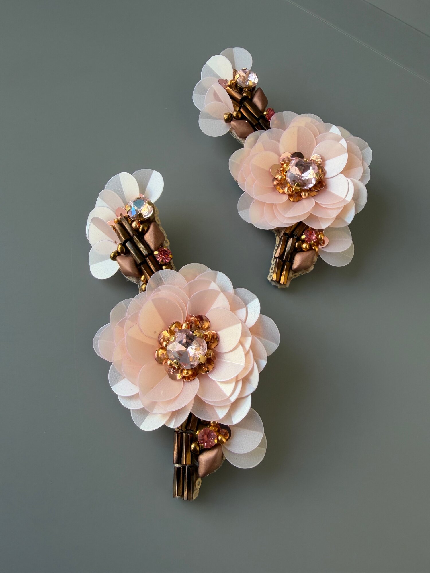 Брошь, кристаллы Preciosa